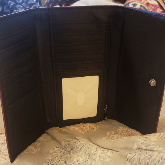 Nicole Miller | Bags | Nicole Miller Brand New Beautiful Long Wallet ...